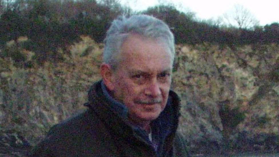 Operation could have prevented Cornwall granddad's death - BBC News