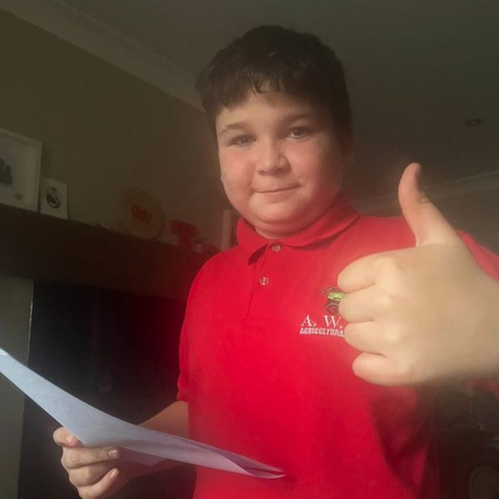 Hanner Tymor Tomos Bwlch - BBC Cymru Fyw