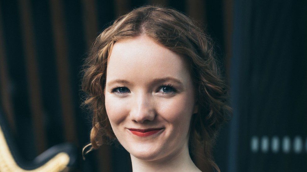 New royal harpist for Prince of Wales Alis Huws is 'delighted' - BBC News