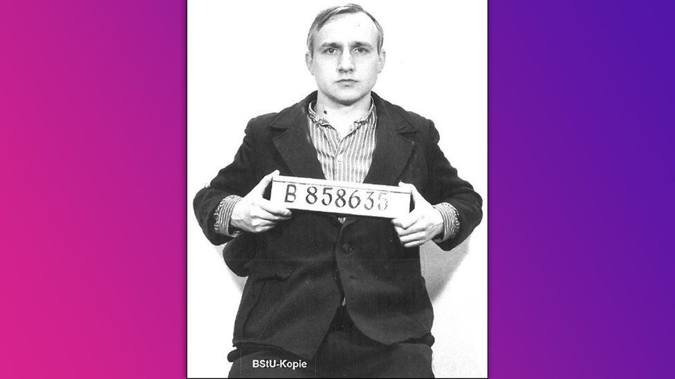 Berlin Wall anniversary: Stories from the wall from those who remember ...