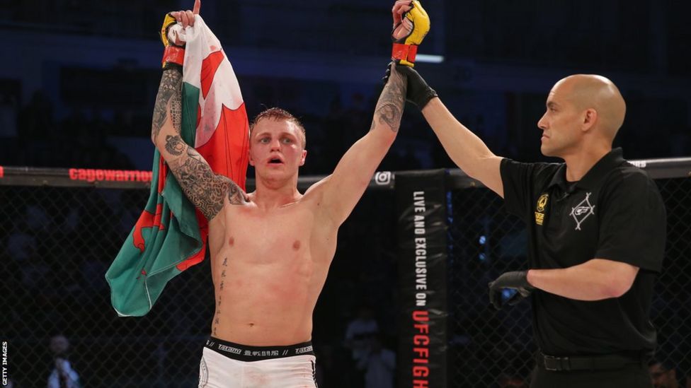 Cage Warriors 166: Mason Jones to fight Bryce Logan in San Diego - BBC ...