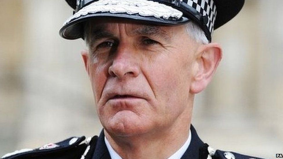 Anthony Grainger: Mother loses legal challenge over court case - BBC News