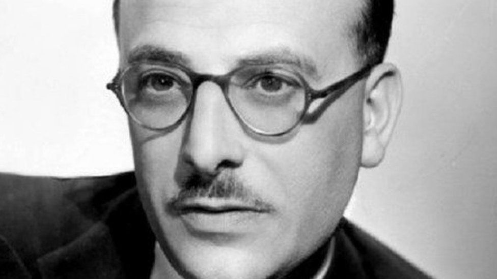 Sir Michael Balcon honoured in Birmingham film exhibition - BBC News