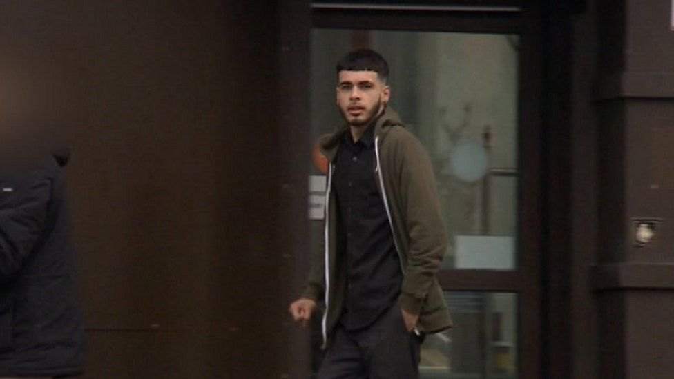 Nottingham man avoids jail after indecent images found on phone - BBC News