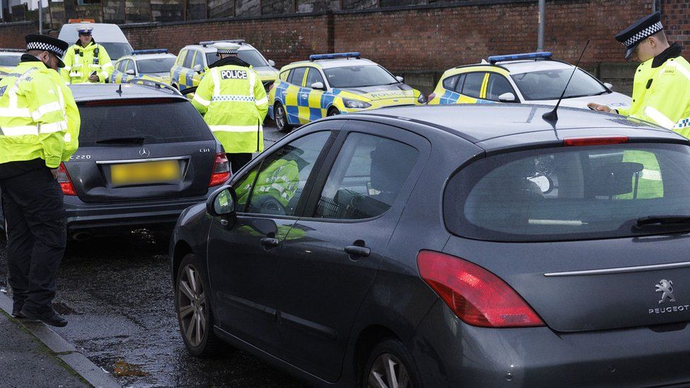 Festive drink and drug-drive arrests fall in Greater Manchester - BBC News
