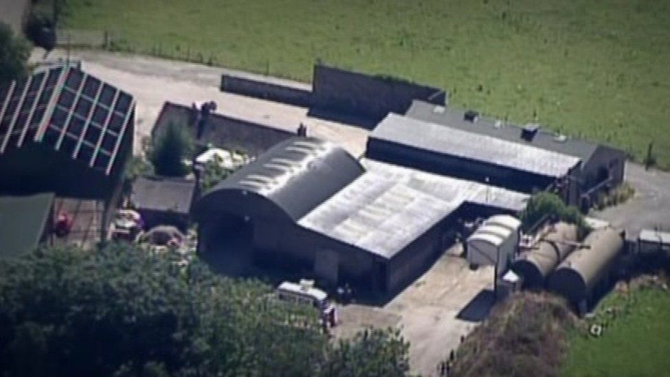 'Slab' Murphy: Tax evasion jail term for alleged ex-IRA chief - BBC News