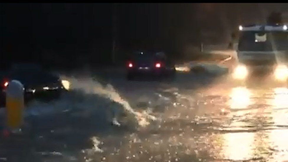 Heavy rain on the Isle of Man causes landslide and floods - BBC News