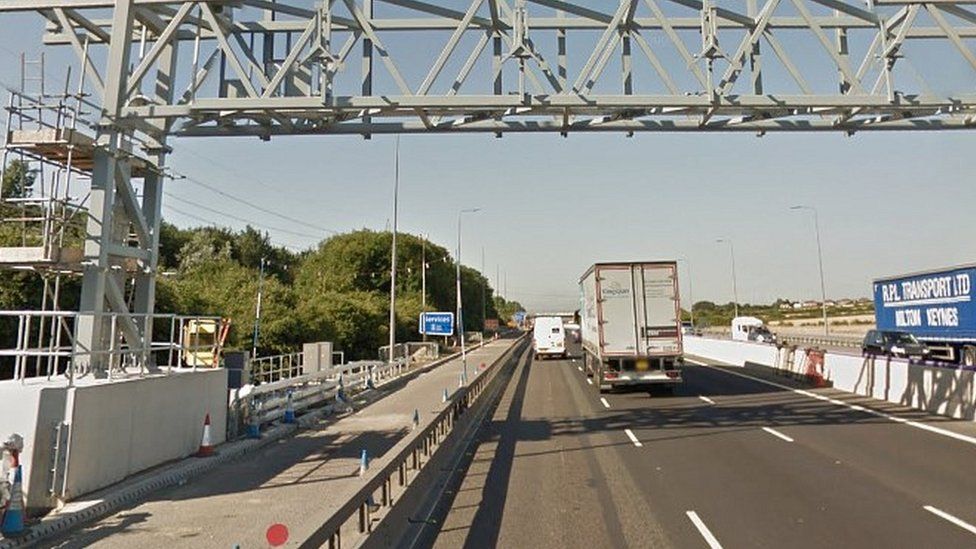 M1 'smart motorway' section switched on in West Yorkshire - BBC News