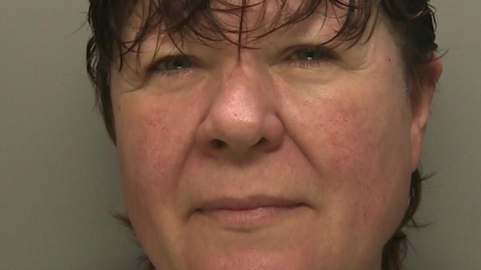 Jennifer Lloyd's Instagram, Twitter & Facebook on IDCrawl