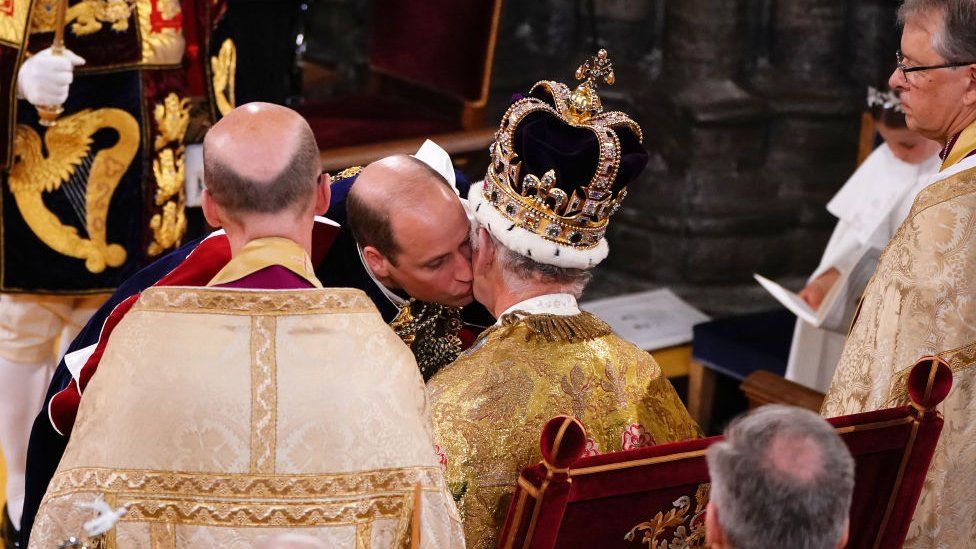 Penny Mordaunt's sword-wielding role - and other top Coronation moments - BBC News