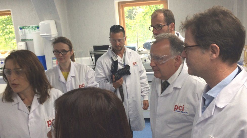 Lib Dems say second Brexit referendum 'vital for our children' - BBC News