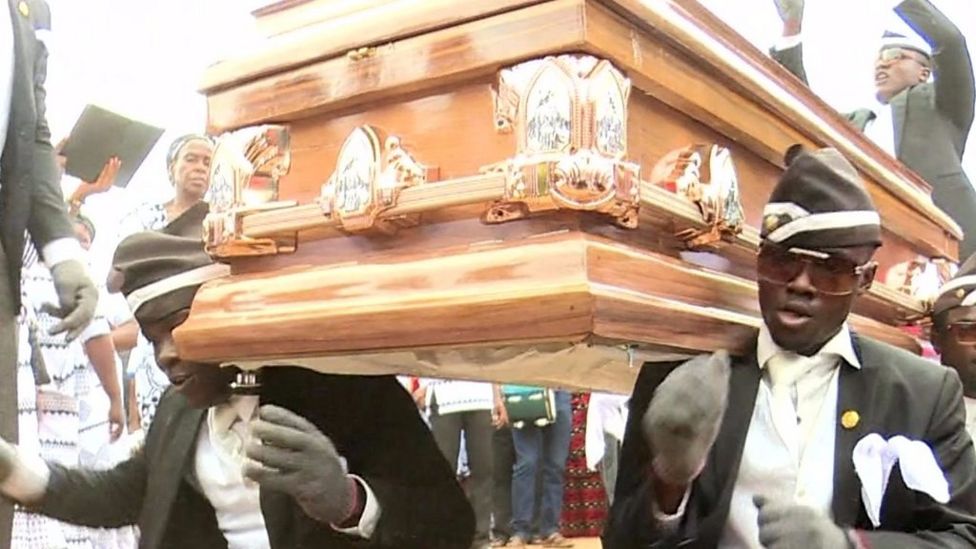 Do you find this grave disrespectful? - BBC News