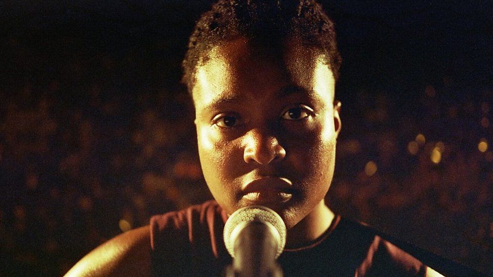 Alex Spencer: Busker, 16, releases first single after record deal - BBC ...