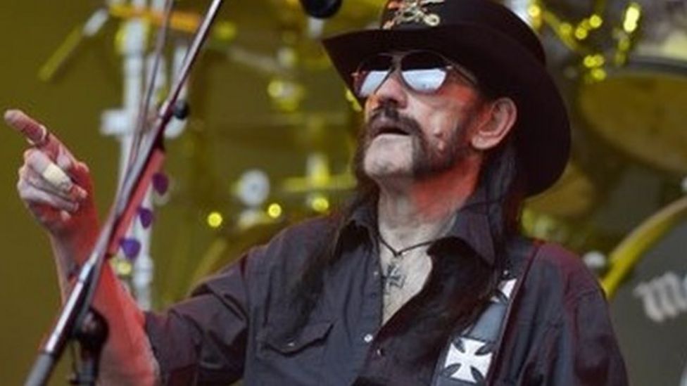 Obituary: Lemmy, Motorhead frontman - BBC News