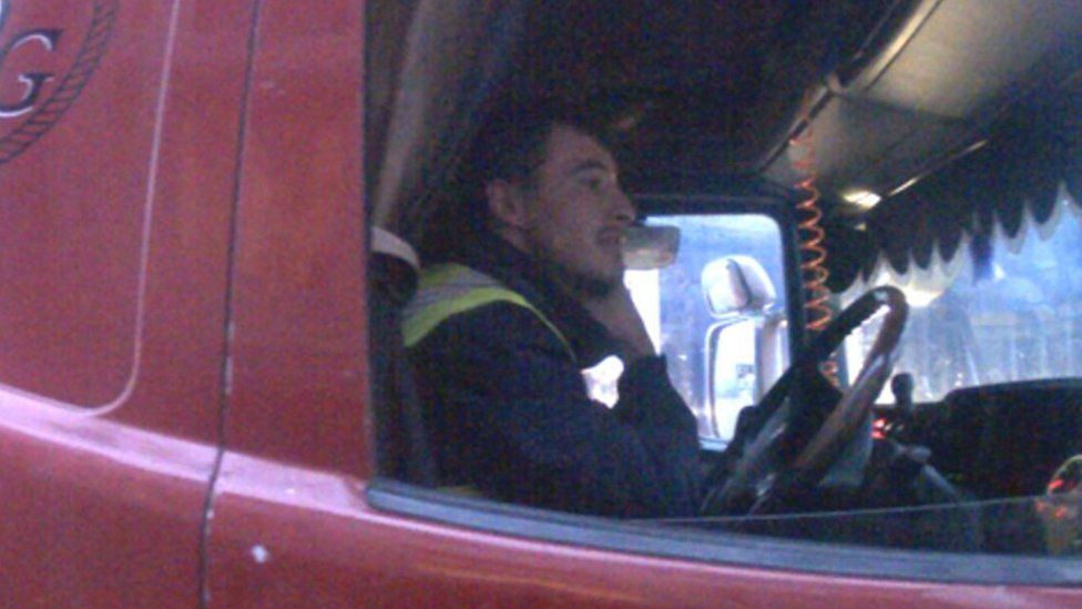 Essex lorry deaths: 'People jumped from lorry' days before bodies found ...