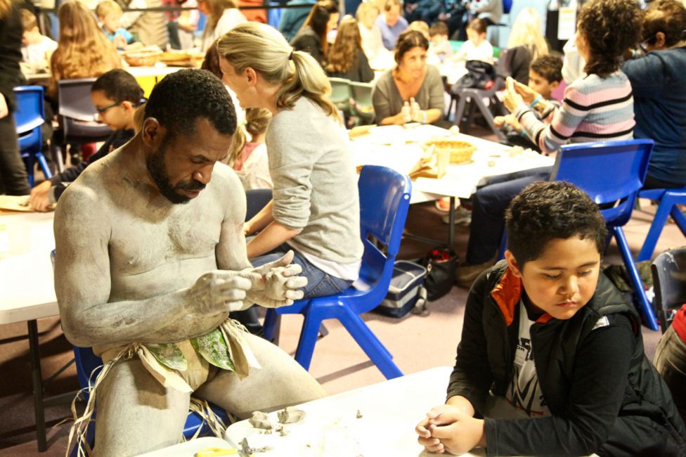 Behind the masks of Papua New Guinea's Asaro mud men - BBC News