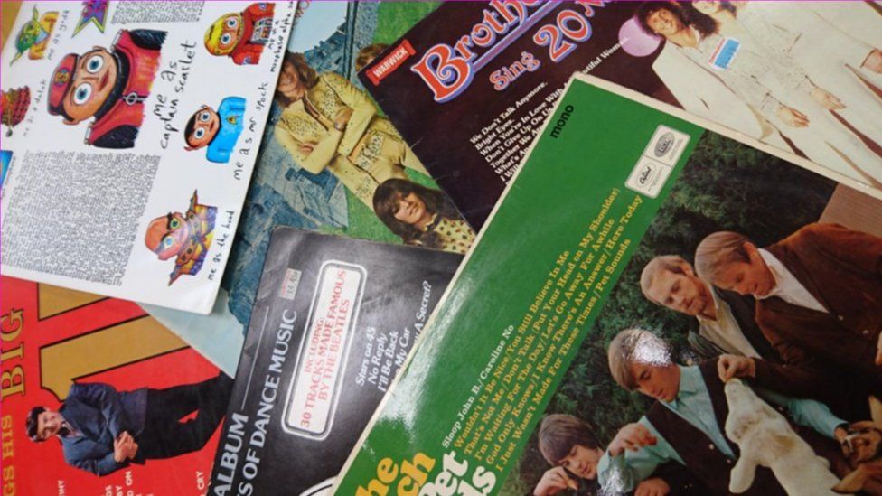 Ex-DJ's record collection could gift charity £7k - BBC News