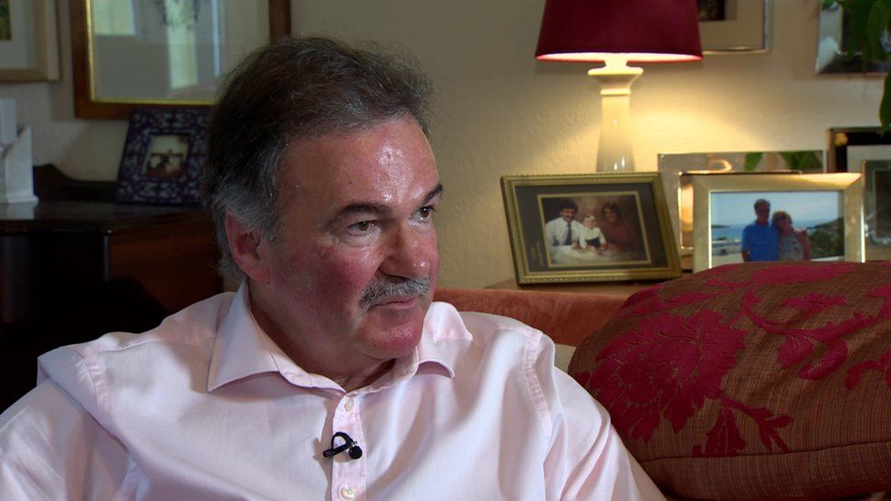 Bowel cancer 'breakthrough' at Queen's University - BBC News