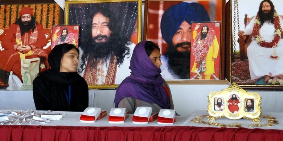 Ashutosh Maharaj: Followers win fight to keep guru in freezer - BBC News