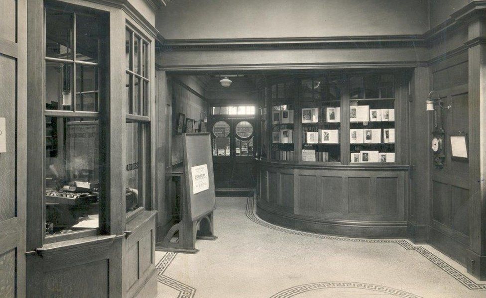 Gateshead Library's 90 years celebrated in pictures - BBC News