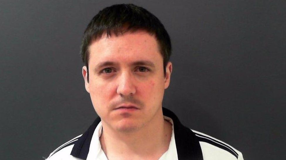 Ex-North Yorkshire special constable admits child sex offences - BBC News