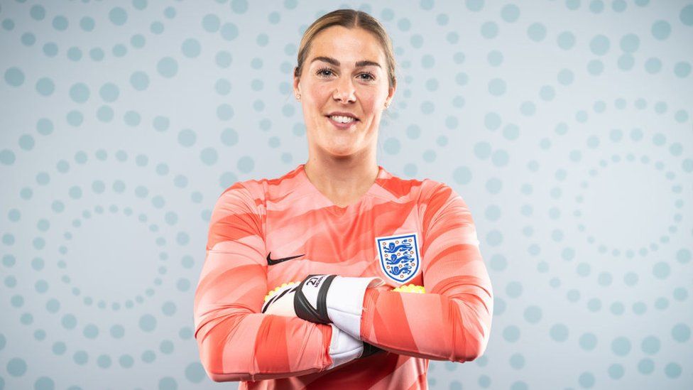 Mary Earps named BBC Women's Footballer of the Year - BBC Newsround