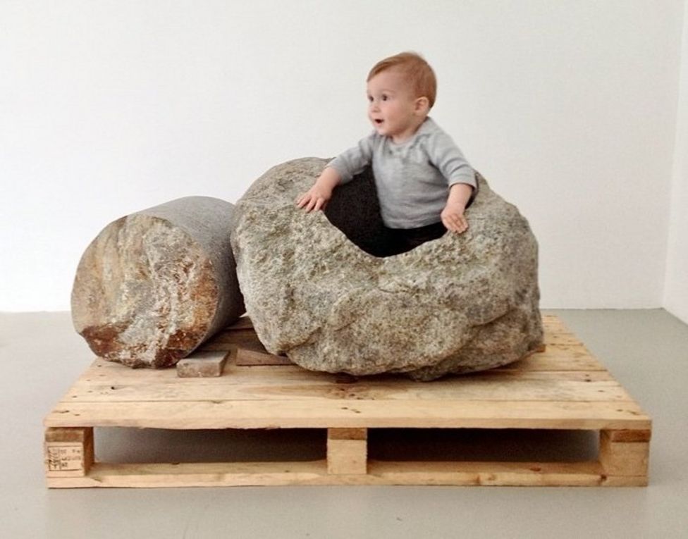 Ateb y Galw: Yr artist Manon Awst - BBC Cymru Fyw