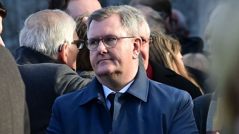 Alex Easton's parents' funeral takes place in Bangor - BBC News