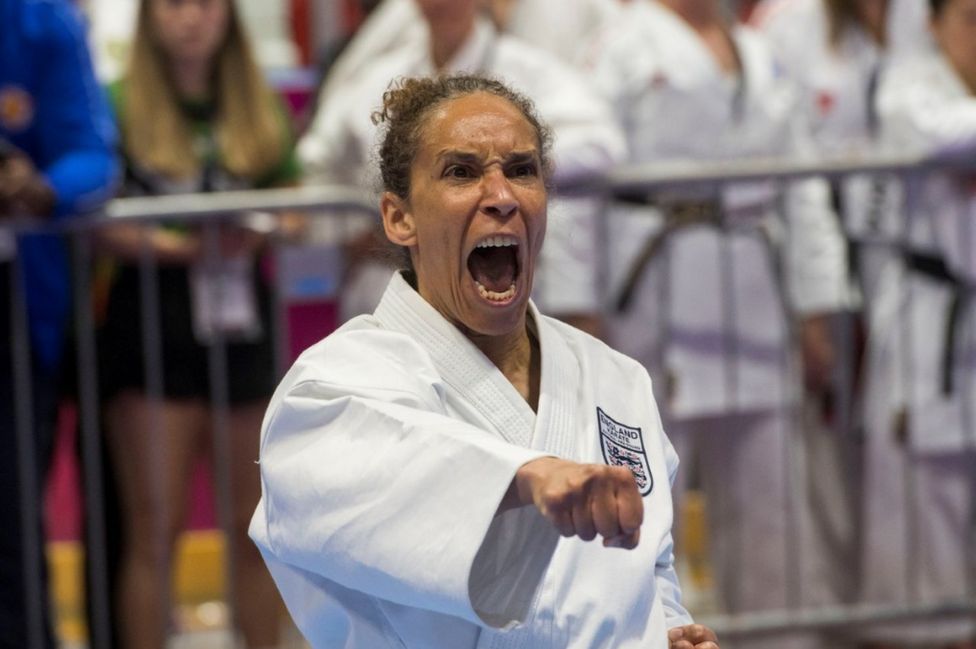 In pictures: International karate tournament back in Dundee - BBC News