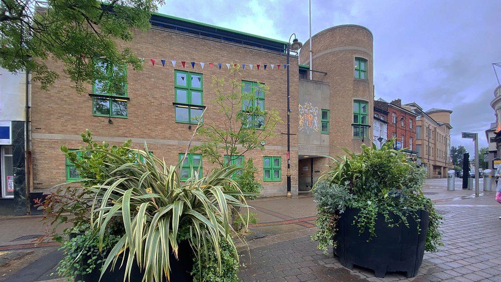 Bedford brothers who filmed acts of violence jailed - BBC News