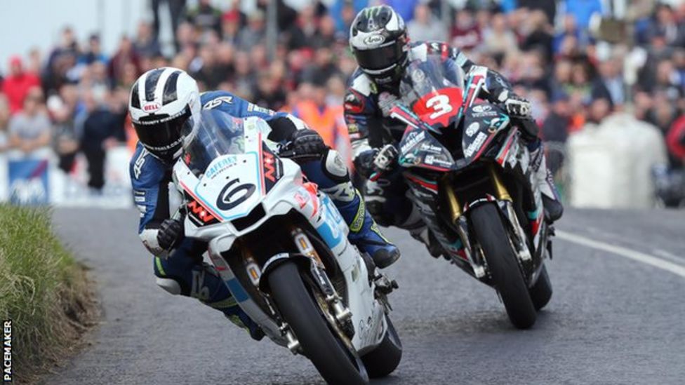 Michael and William Dunlop on winning form at Skerries races - BBC Sport