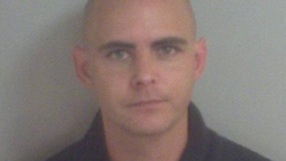 Jonathon Cudworth jailed for 'callous' wife killing - BBC News