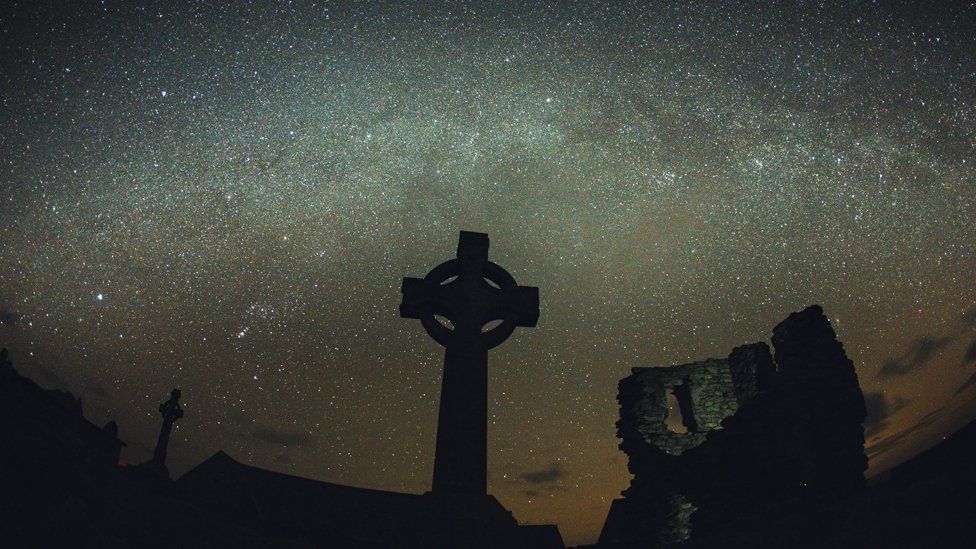 Dark Skies: Welsh island recognised as great place for stargazing - BBC ...