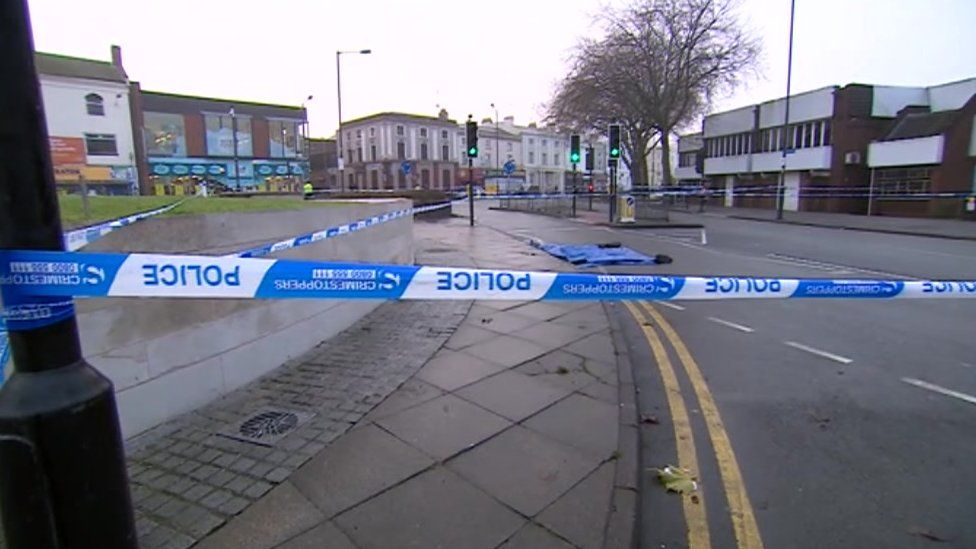 Man stabbed in 'fight' outside Walsall nightclub - BBC News