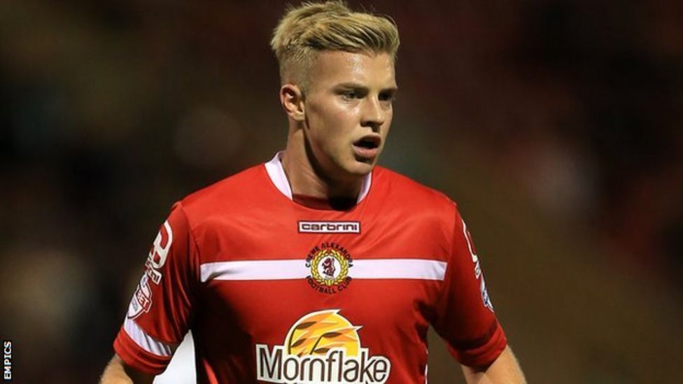 Adam King: Swansea City man keen to stay at Crewe Alexandra - BBC Sport