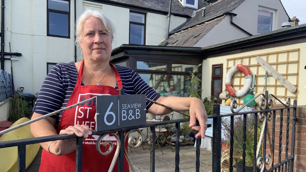 Sizzling controversy over short-term lets - BBC News