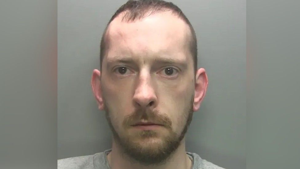 Carlisle man stabbed partner 11 times in 'merciless attack' - BBC News