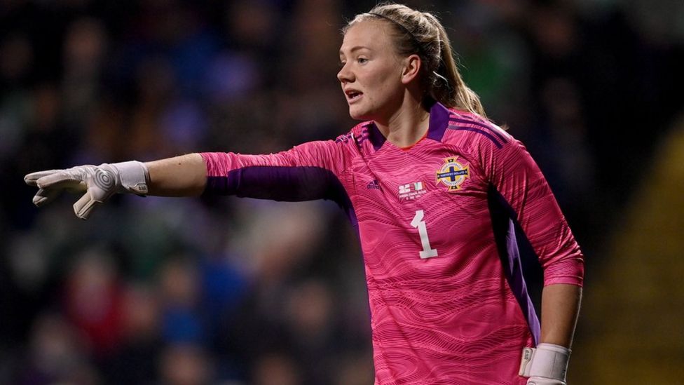 Jackie Burns: Northern Ireland and Reading goalkeeper to miss rest of ...