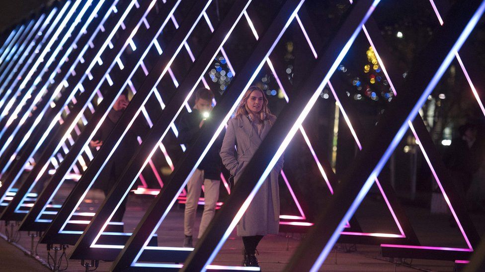 London lights up for Lumiere festival - BBC Newsround