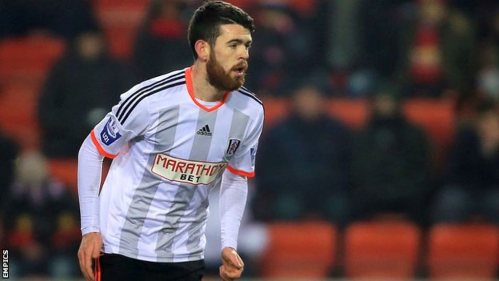 Liam Donnelly: Crawley Town sign Fulham defender on loan - BBC Sport