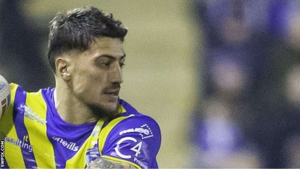 Anthony Gelling: Rugby player cleared of assaulting partner - BBC News