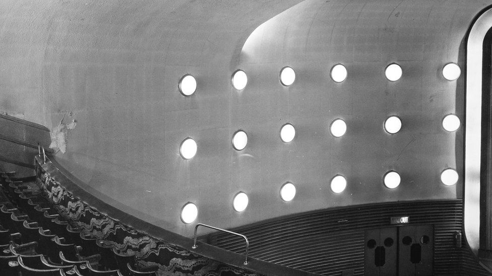 The Strand: NI's oldest cinema celebrates 85th birthday - BBC News