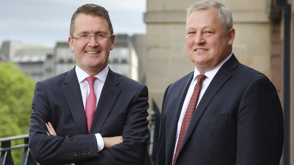 Alexander Dennis sold to Canadian firm for £320m - BBC News