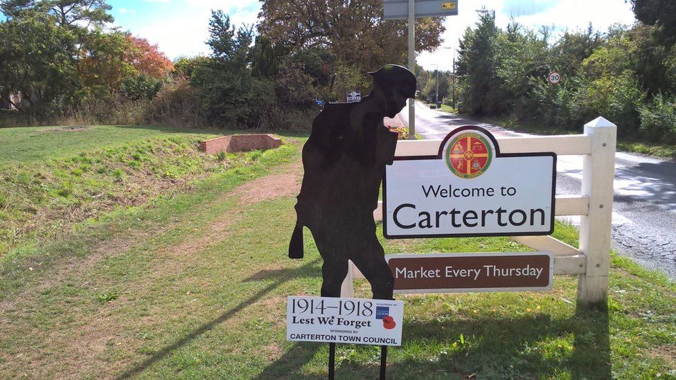 Carterton soldier statue shot and thrown in ditch - BBC News
