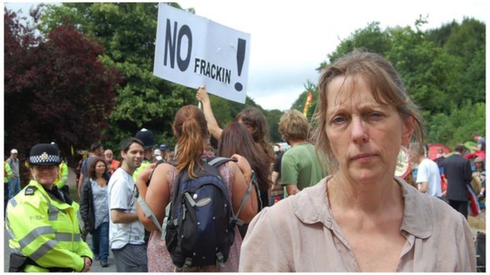 How summer fracking protest unfolded in Sussex village - BBC News