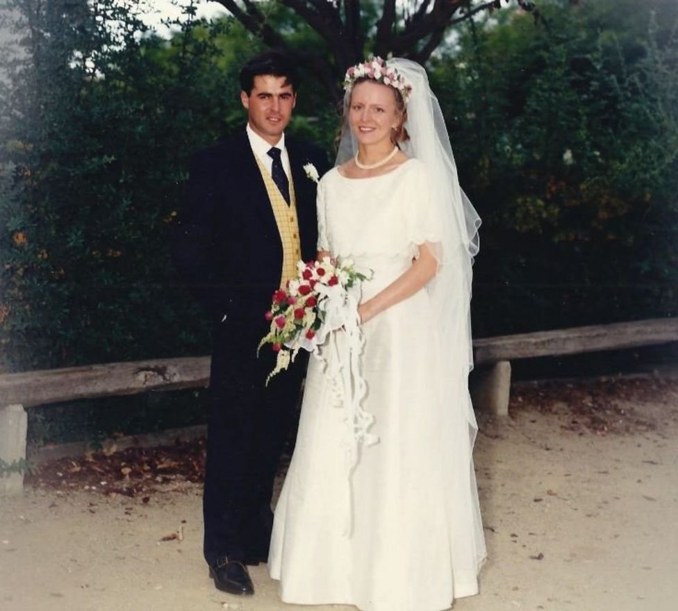 Wedding dresses: What happens next? - BBC News