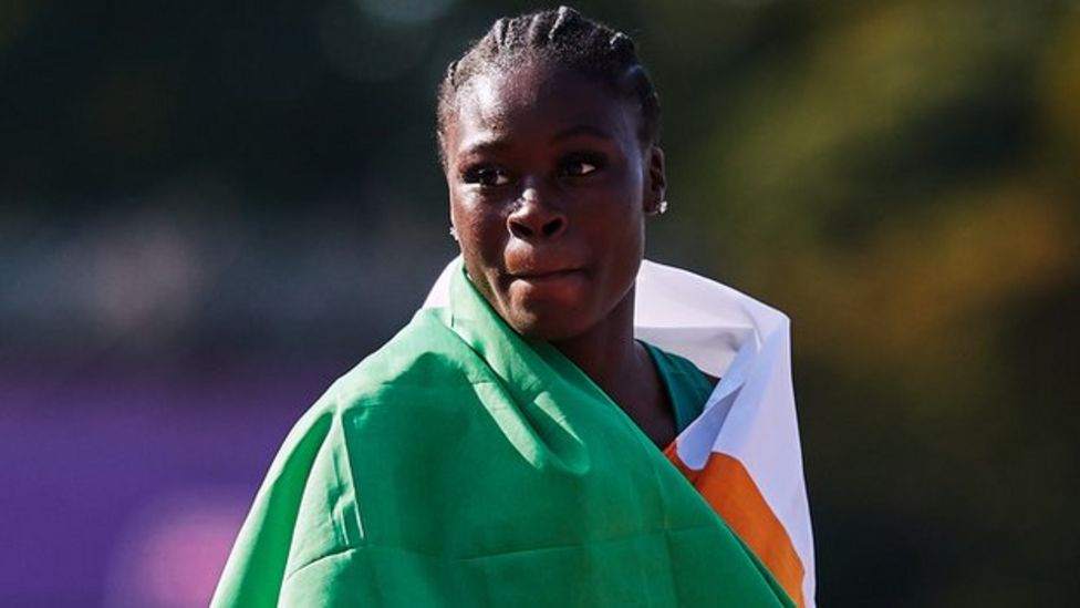 Rhasidat Adeleke: Dublin athlete smashes Irish indoor 400m record with ...