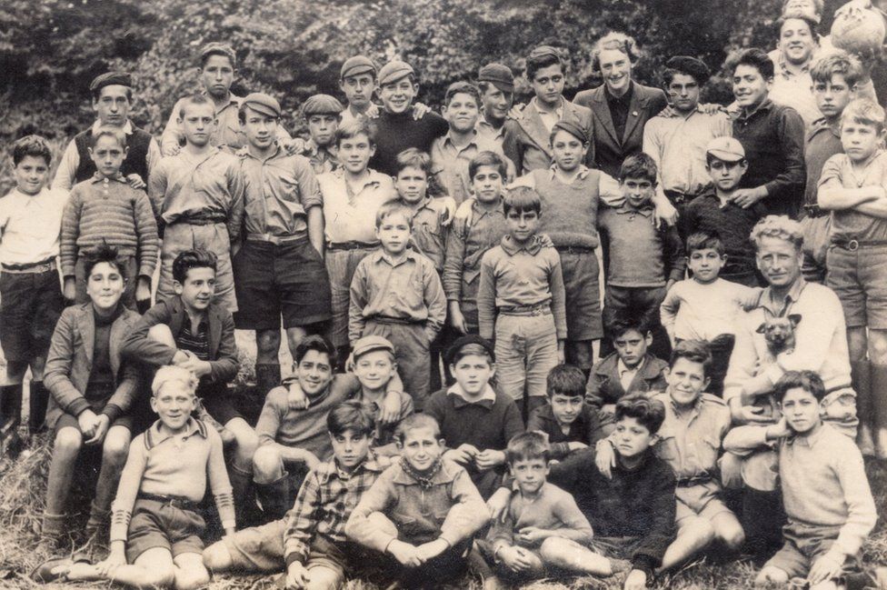 Stories of East Anglia's Basque child refugees revealed - BBC News