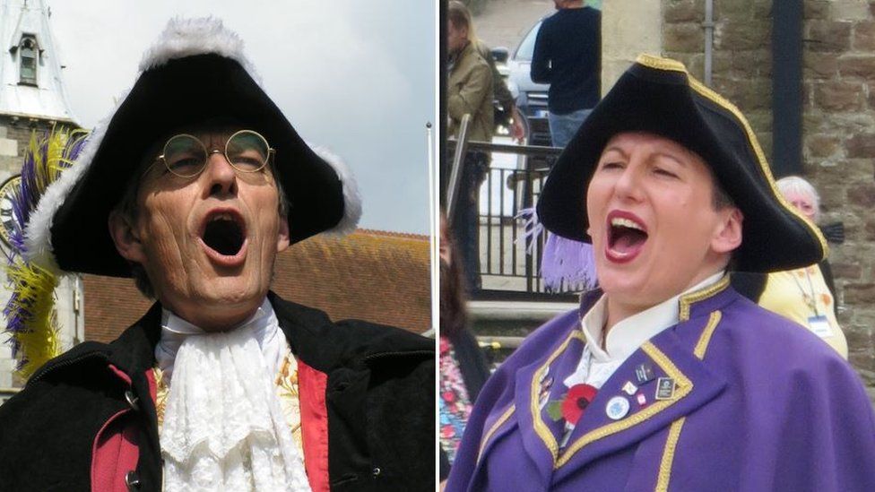 Covid: UK town crier championships to be held in silence - BBC News