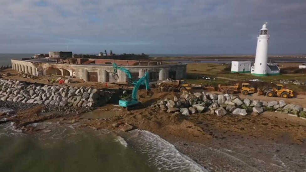 Henry VIII's Hurst Castle stabilised after collapse - BBC News
